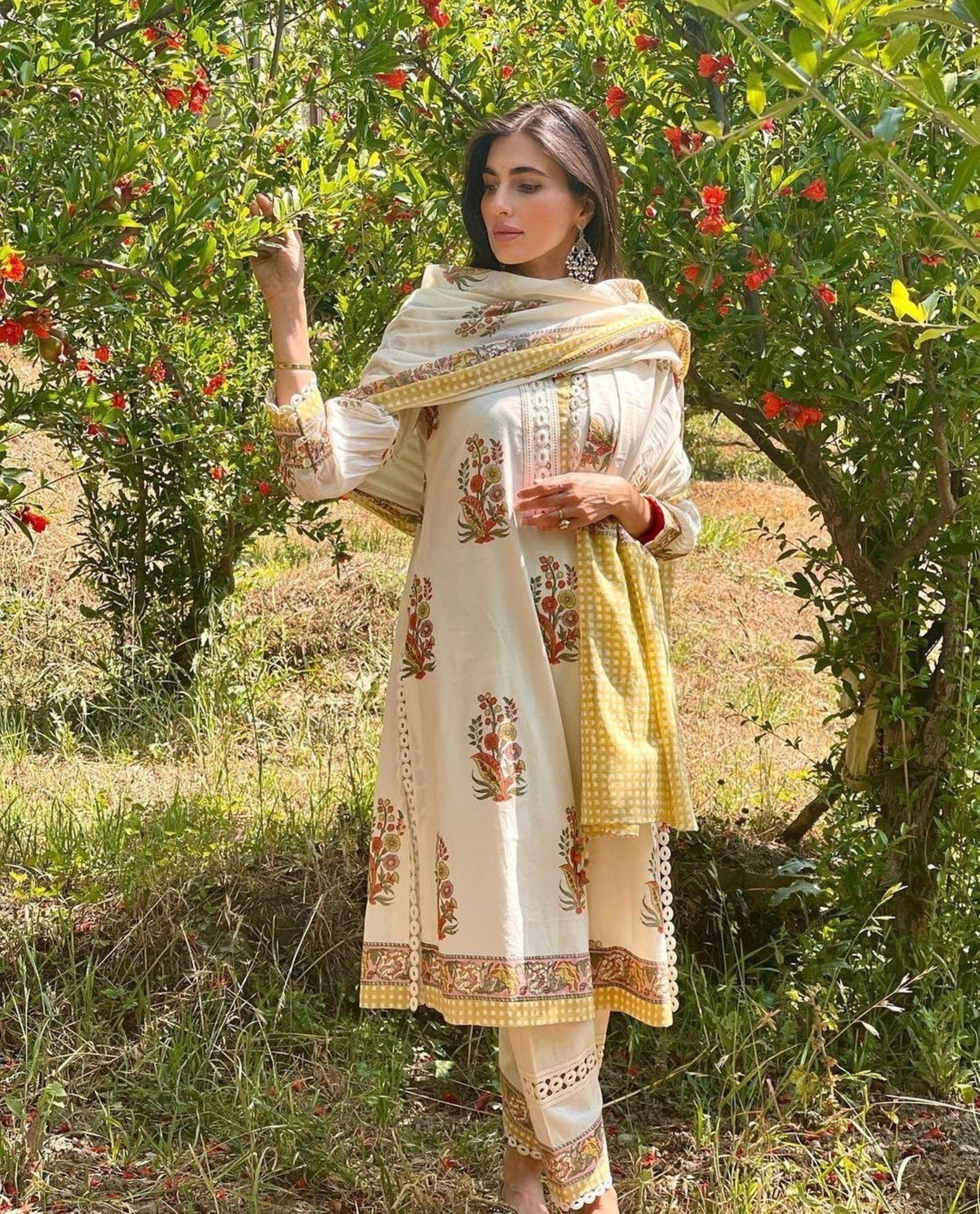Gul Bahaar Straight Kurta With Salwar & Dupatta- Set of 3 – Tasha India