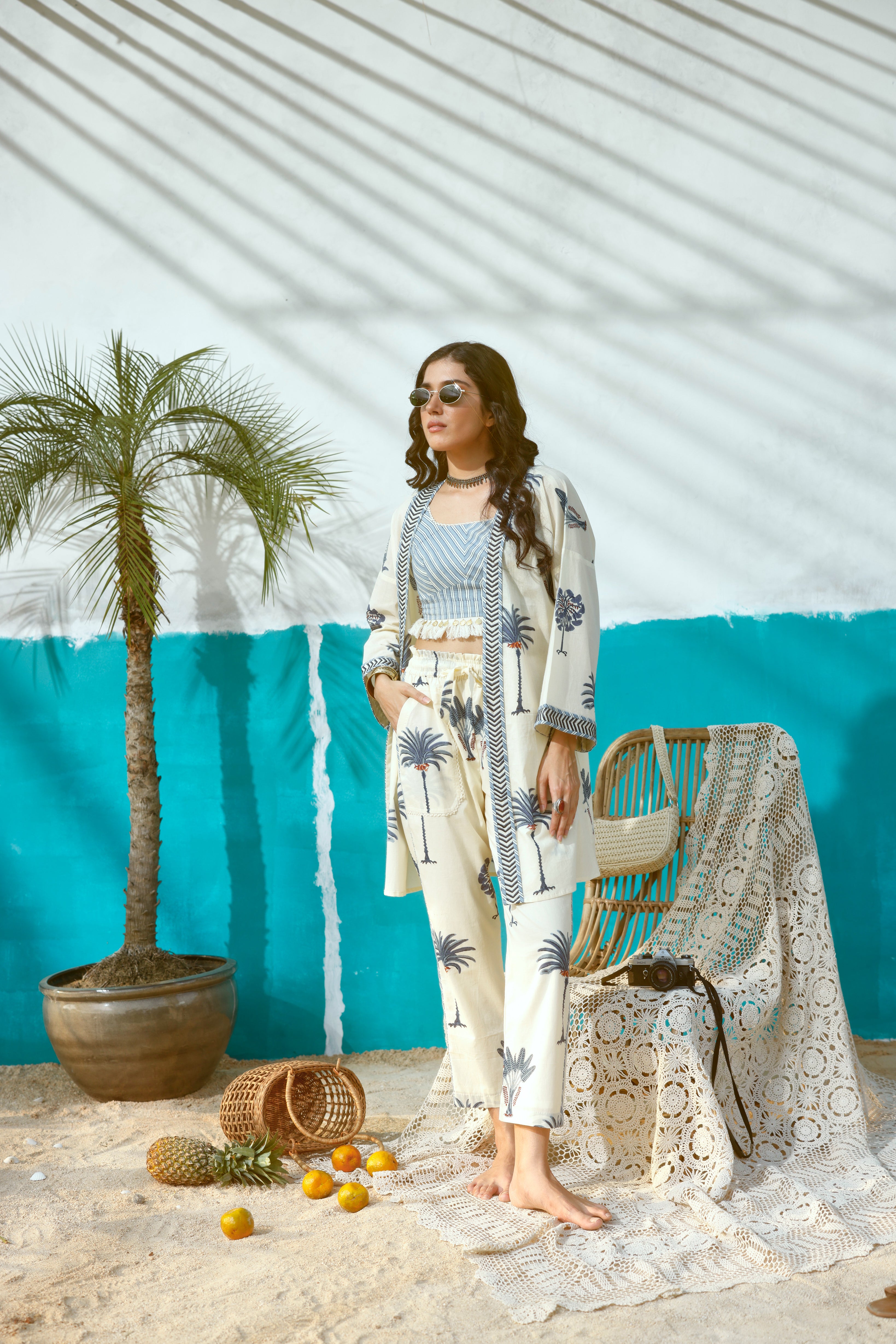 Blue Palm Tree Cape – Tasha India