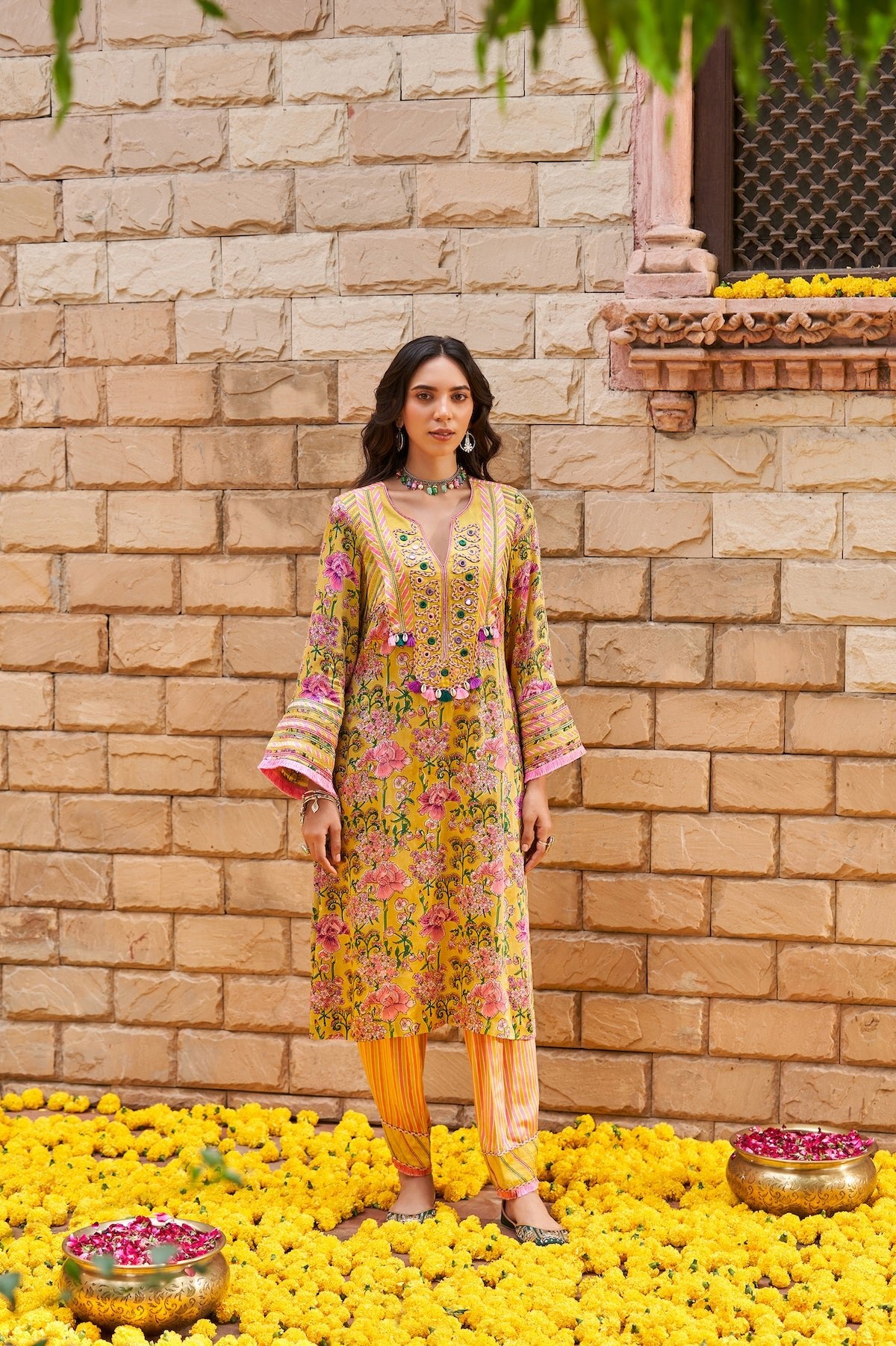 Manjari Straight Kurta with Salwar and Dupatta- Set of 3 – Tasha India